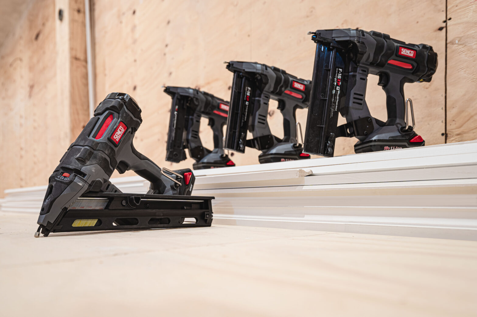 HOW DOES SENCO FUSION CORDLESS TECHNOLOGY WORK? - SENCO