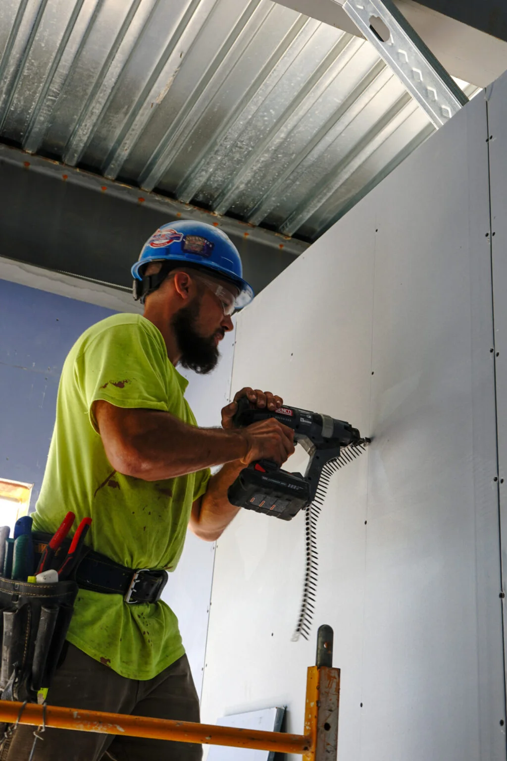 What Not To Do When Hanging Drywall - SENCO